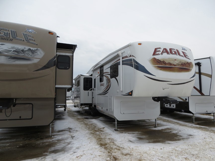 just a little is enough: RV open house and shows season
