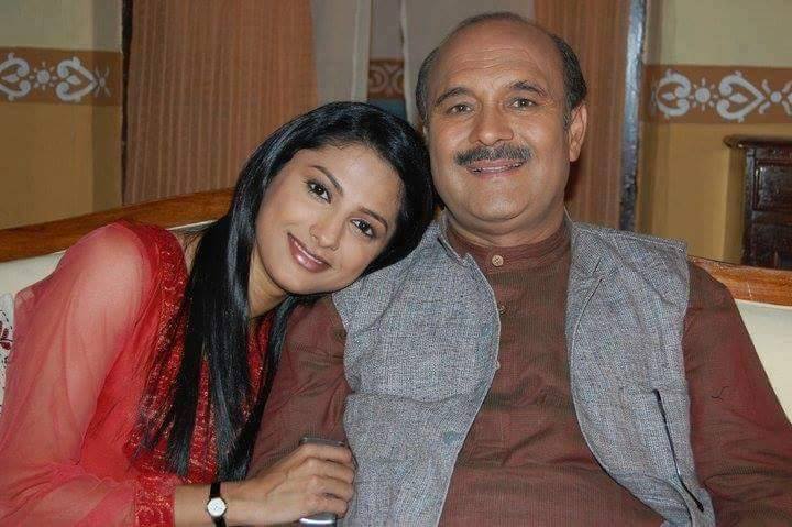 Rucha Hasabnis Wiki, Movies,affairs, Biodata, Contact-info, Family ...