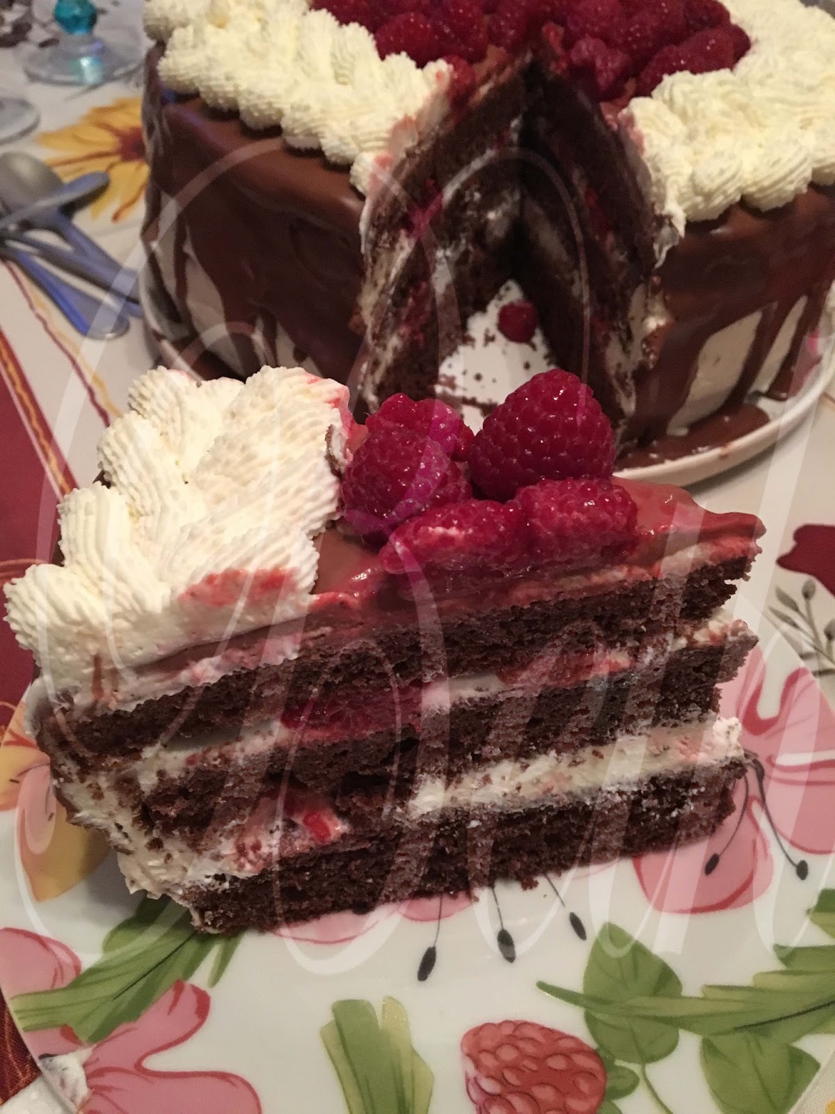 .: Layer Cake Chocolat Vanille Framboise / Layer Cake Chocolate ...