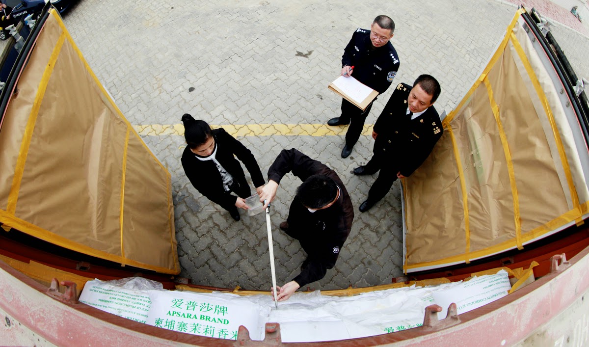 Dim Sums: Rural China Economics and Policy: Rice Smuggling "Threat to ...