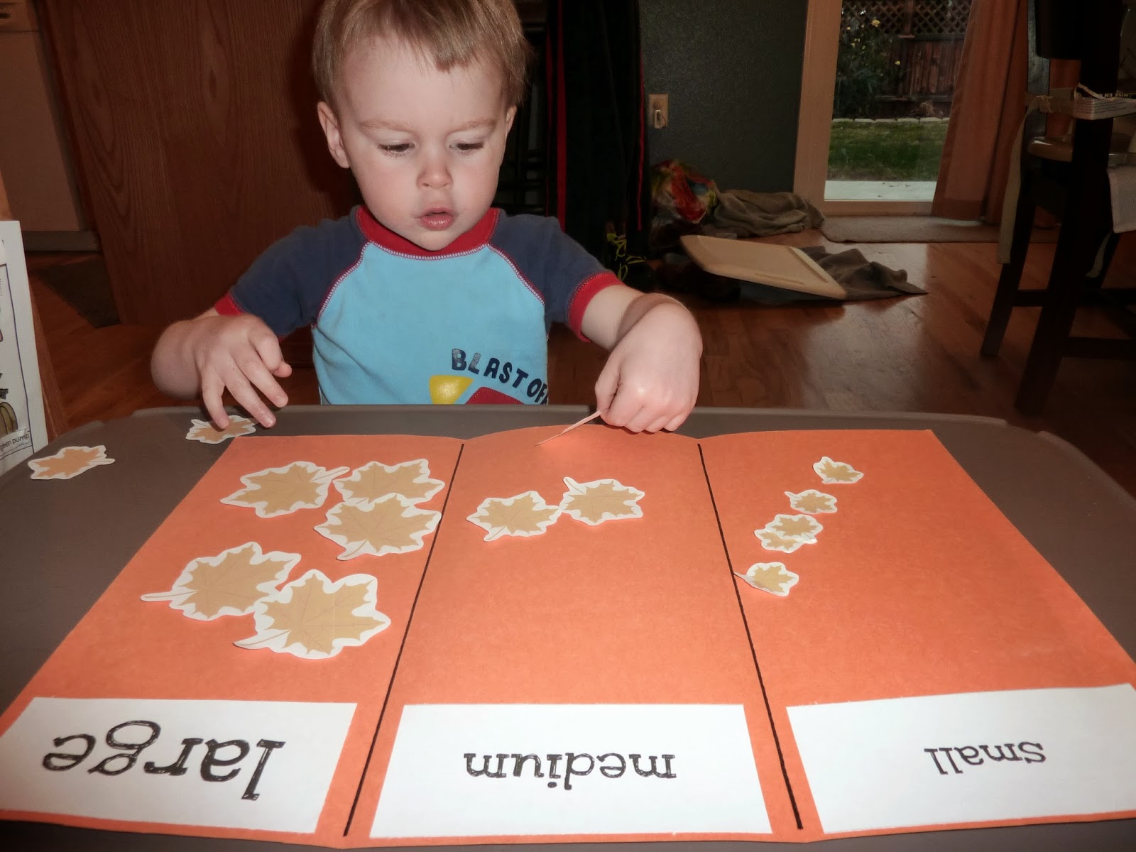 Life with a toddler: Tot School- Fall