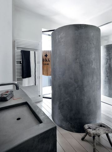 astrid : unu la suta rosu