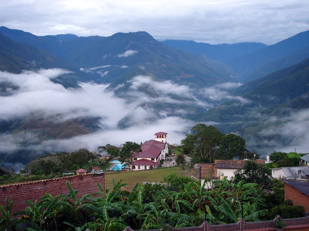 Coroico Paradise: Comunity of Coroico