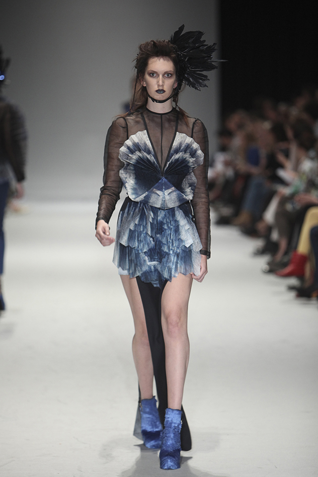 THE NEW GEN | INTRODUCING THE NEW FASHION GENERATION: MIRIAM DE WAARD ...