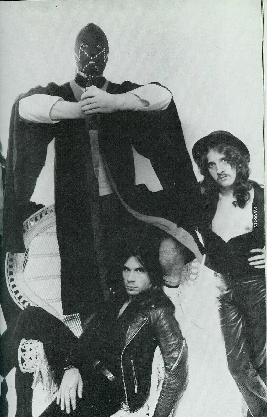 BRUCE DICKINSON: FOTOS DE BRUCE DICKINSON joven y en samson