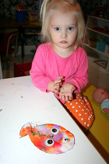 Our Country Road: Coffee Filter Fish