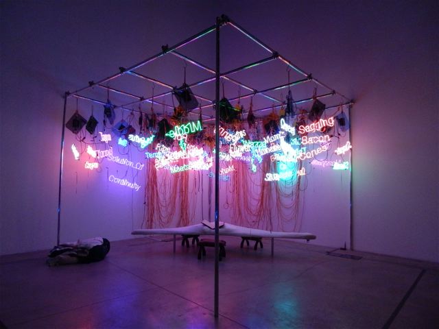 Pics from ☛ NEON. La materia luminosa dell’arte ☛ Macro - ATP DIARY