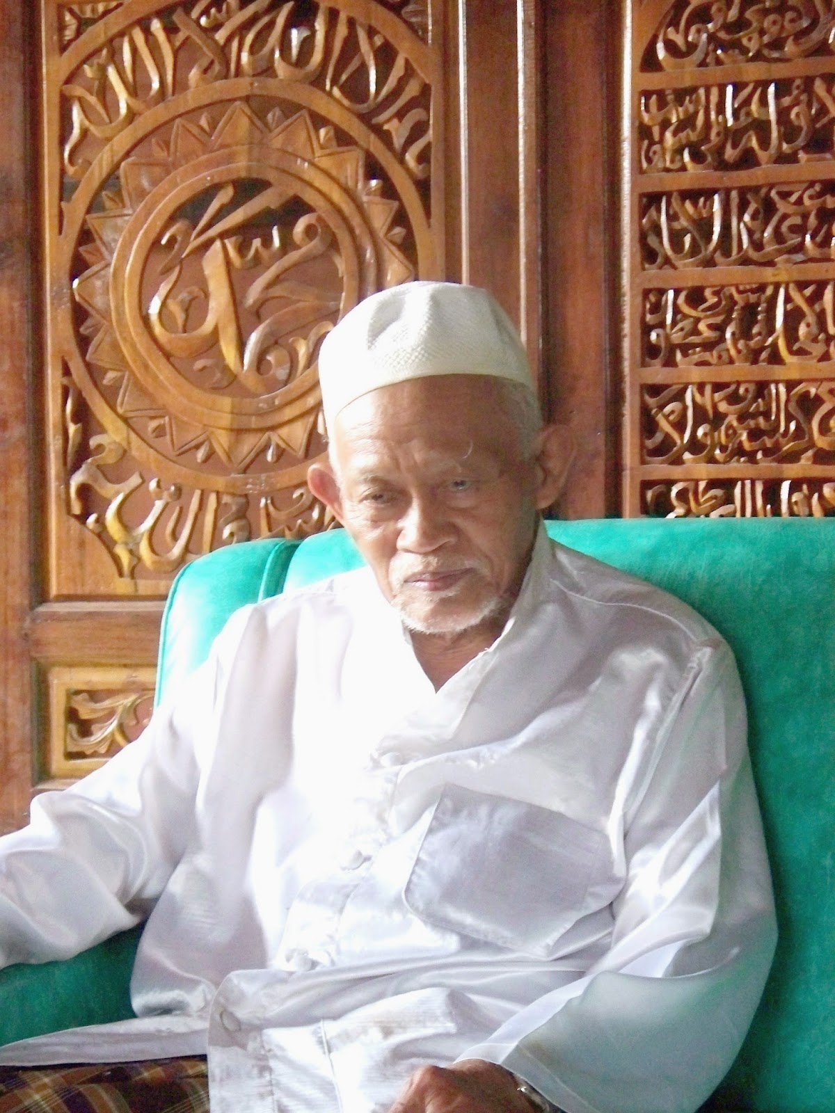 Pon Pes Al Manshur Popongan