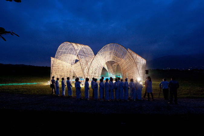 INDAGUA SAUCO: Pabellón efímero en in Hua Lien, Taiwan by Narchitects