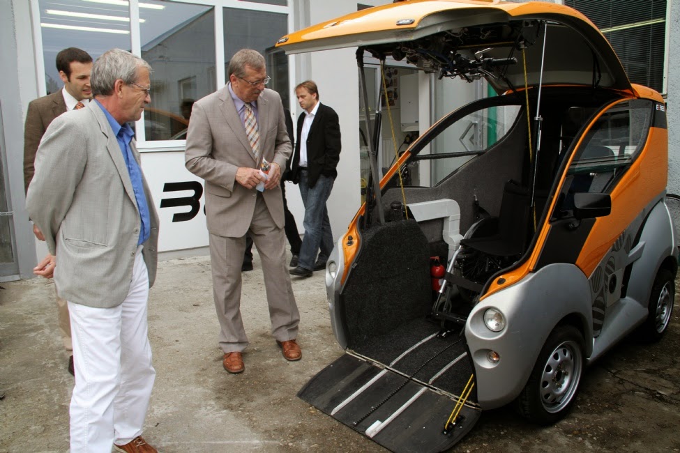 my magazine: Elbee: Το νέο αυτοκίνητο για ανάπηρα άτομα με καροτσάκια