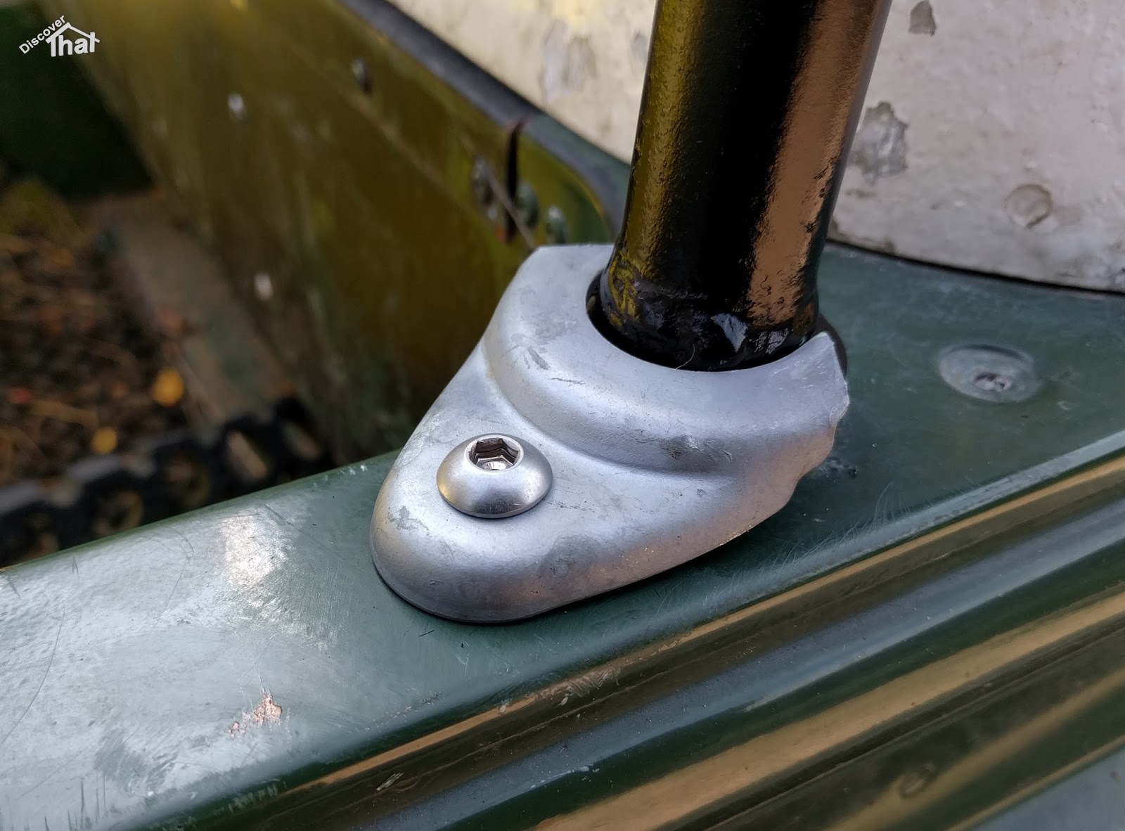 DiscoverThat - Journal: Fender hoop