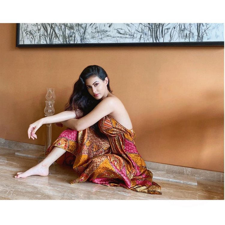 Amyra Dastur Latest Hot Photo Stills