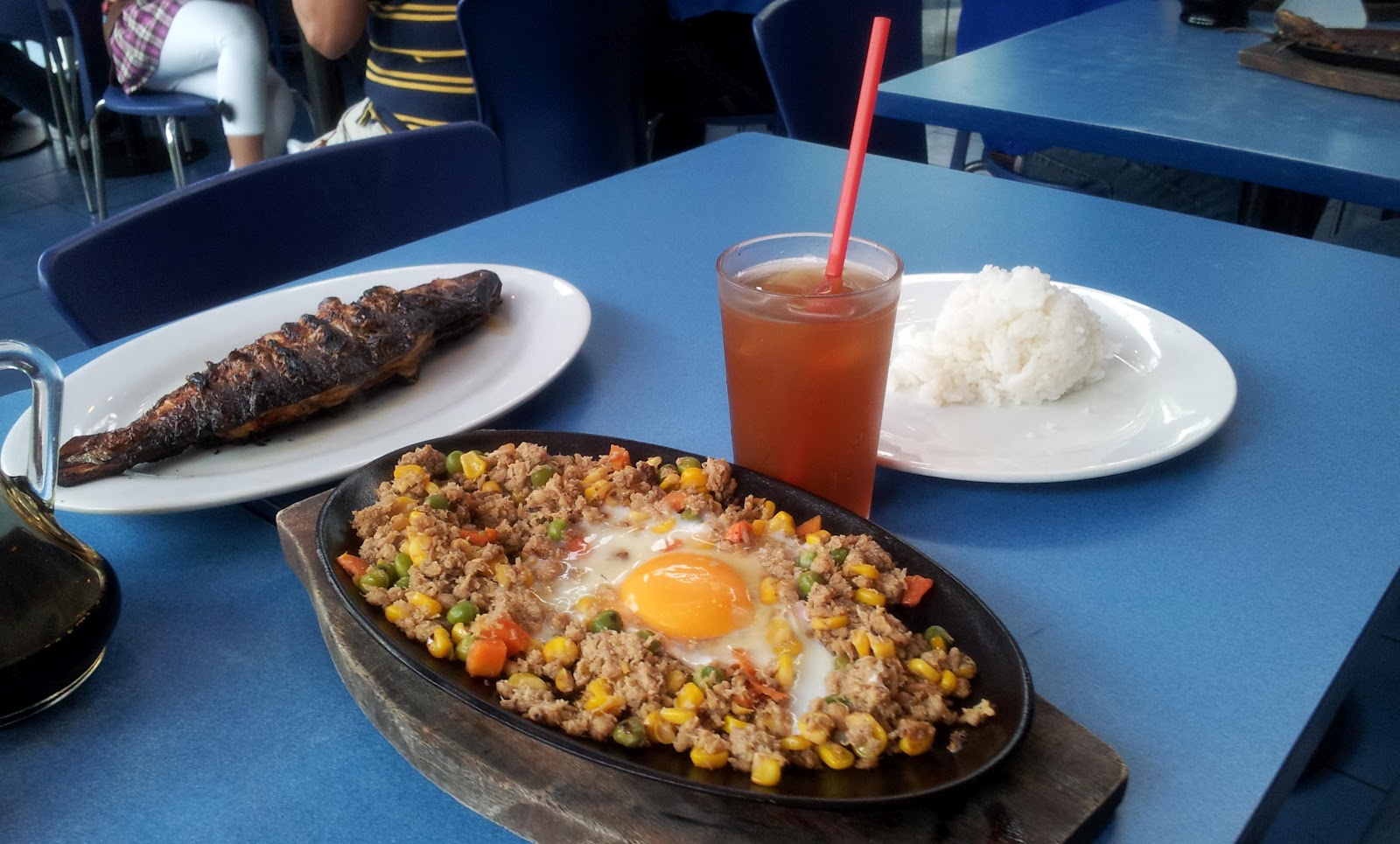 Pixie's Sinugba and Its Sulit Pinoy Meals | Ice GodDhez ♥ Blog by Chai ...