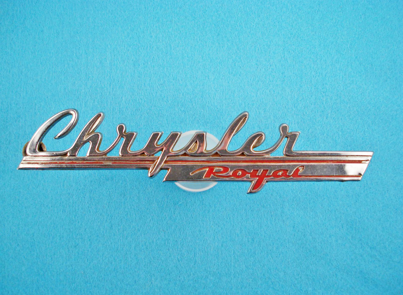American Auto Emblems: CHRYSLER