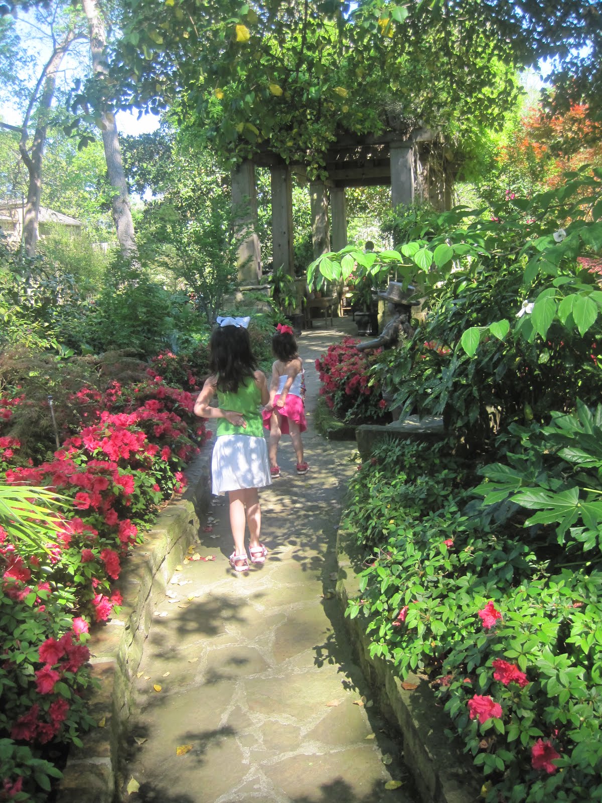 Queen Anne and Baby Abby: The Azalea Trail 2012 (Tour of the Azalea Belles)