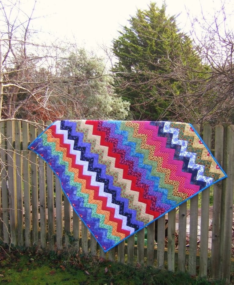 Emy's Crafty Blog: A Sizzix rainbow chevron quilt