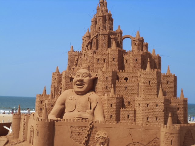 Not Just Curry and Chapatti : Simon Smith - The Sand Wizard from the Uk ...