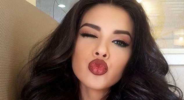 Albanian best fashion models - Omee LiLa