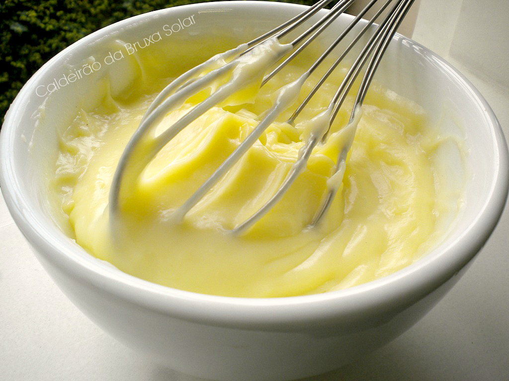 Receitas do Caldeirão : Crème Pâtissière (Creme de Confeiteiro)