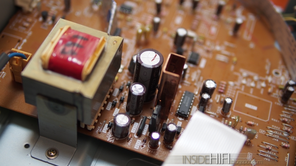 Inside Hi-Fi: Sony CDP-597
