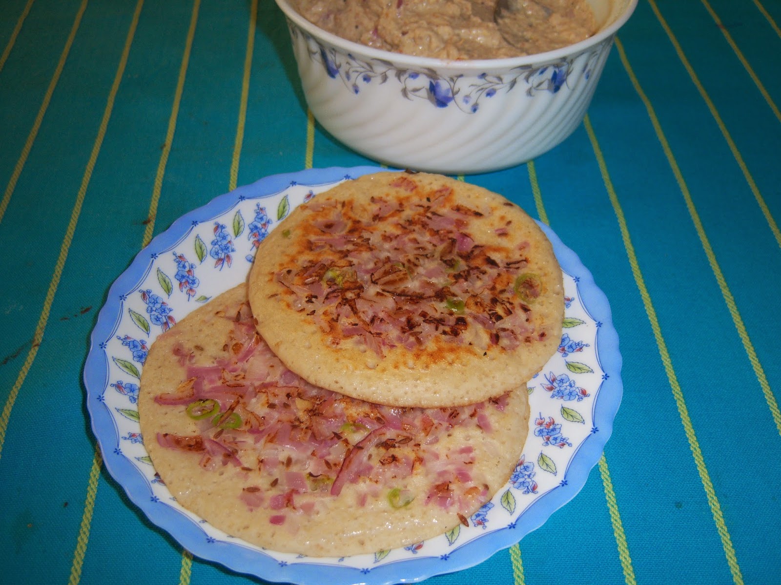 Uthappam -- How to make Uthappam -- Uthappam Recipe - E.A.T. easyvegrecipes