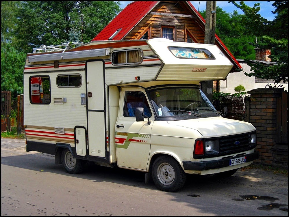 Pobliska Ulica: 1983-1986 Ford Transit II Camper