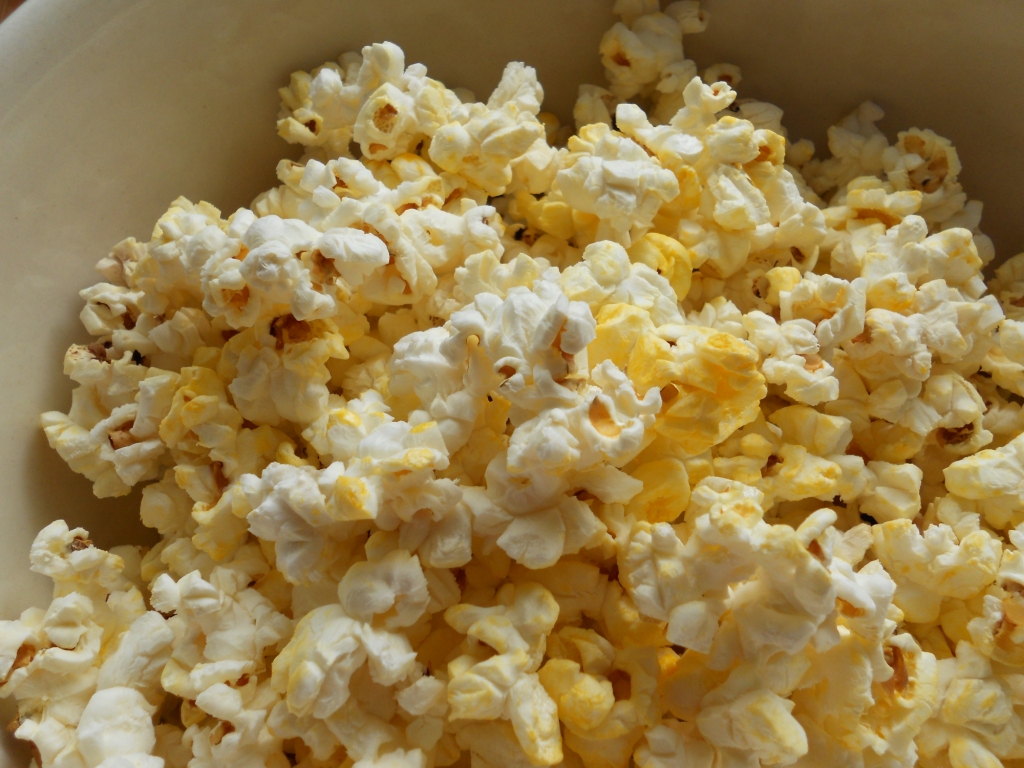 Snacking Squirrel: Smart Pop!