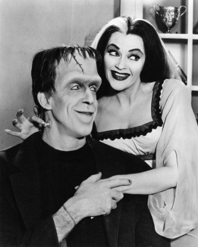 1313 Mockingbird Lane: 38 Amazing Vintage Photos From "The Munsters" TV ...