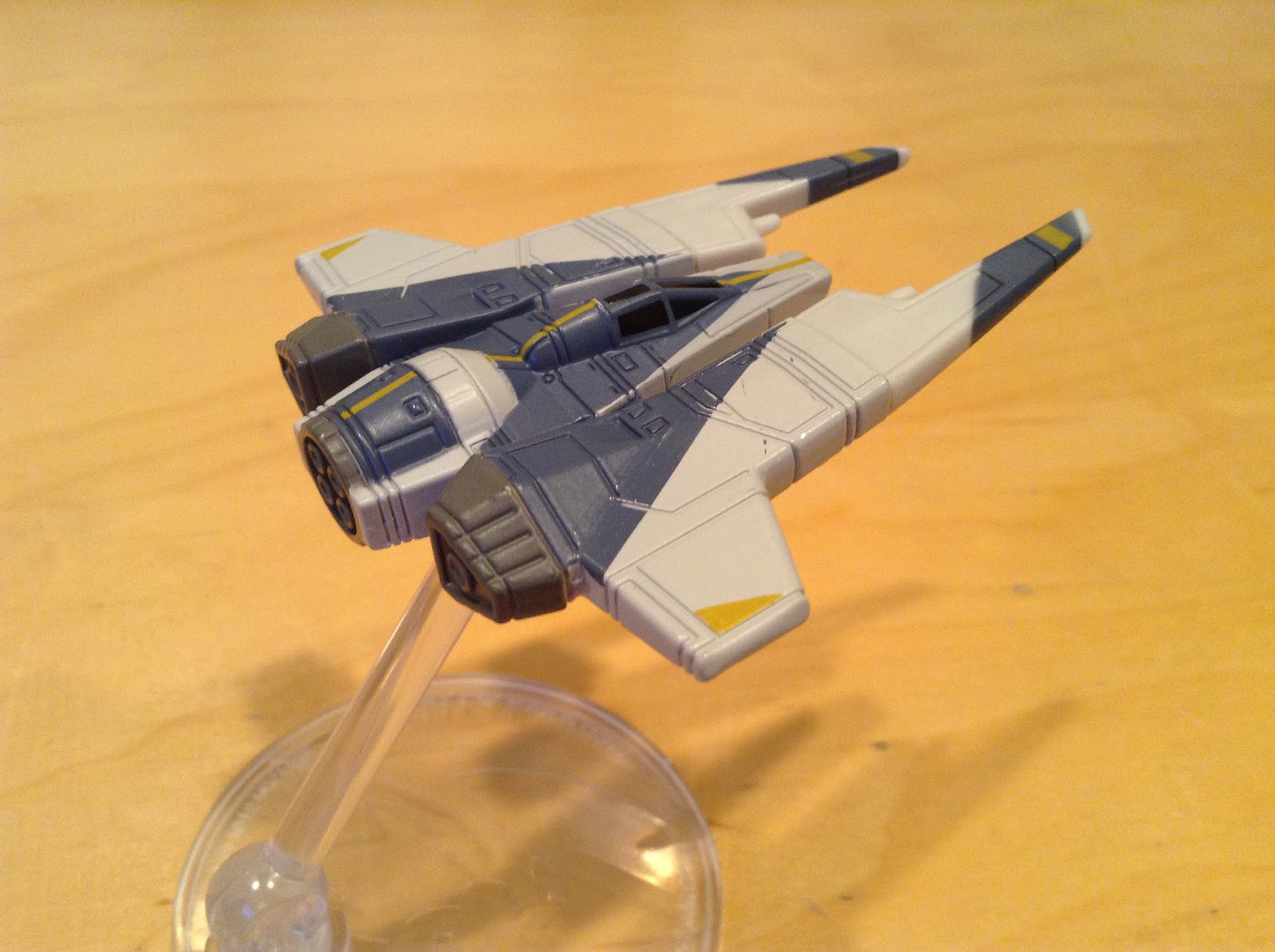 JULIAN'S HOT WHEELS BLOG: Fenn Rau's Mandalorian Talon Fighter (Star ...
