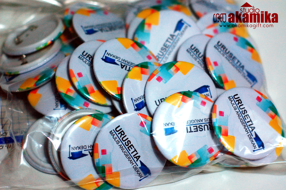 10% 0ff continue hingga 14 Feb 2013 untuk Button Badge | Cenderahati ...
