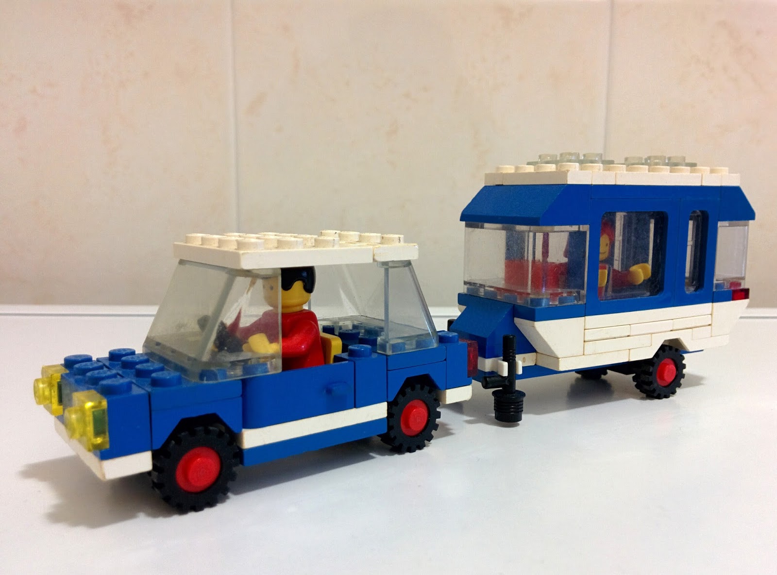 lowcuras: LEGO set 6694 automobile e roulotte - car with camper
