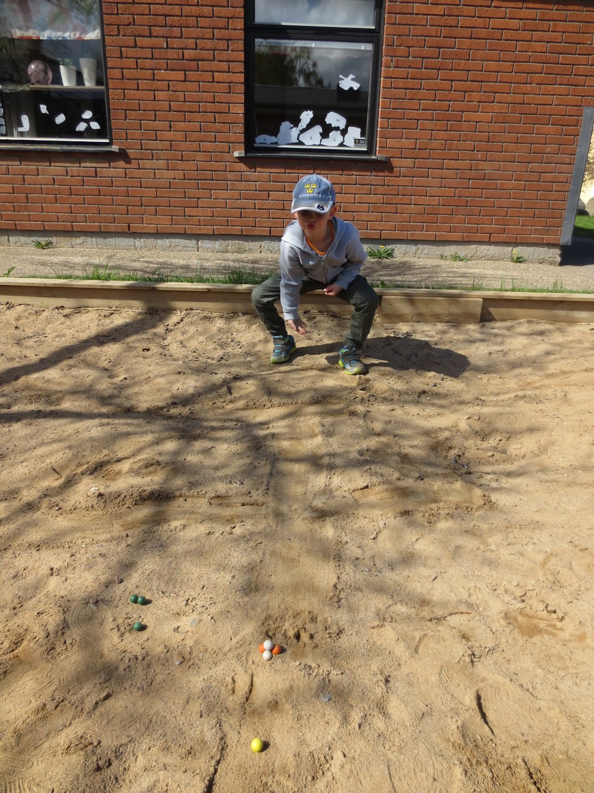 Solstrålen: Spela kula!