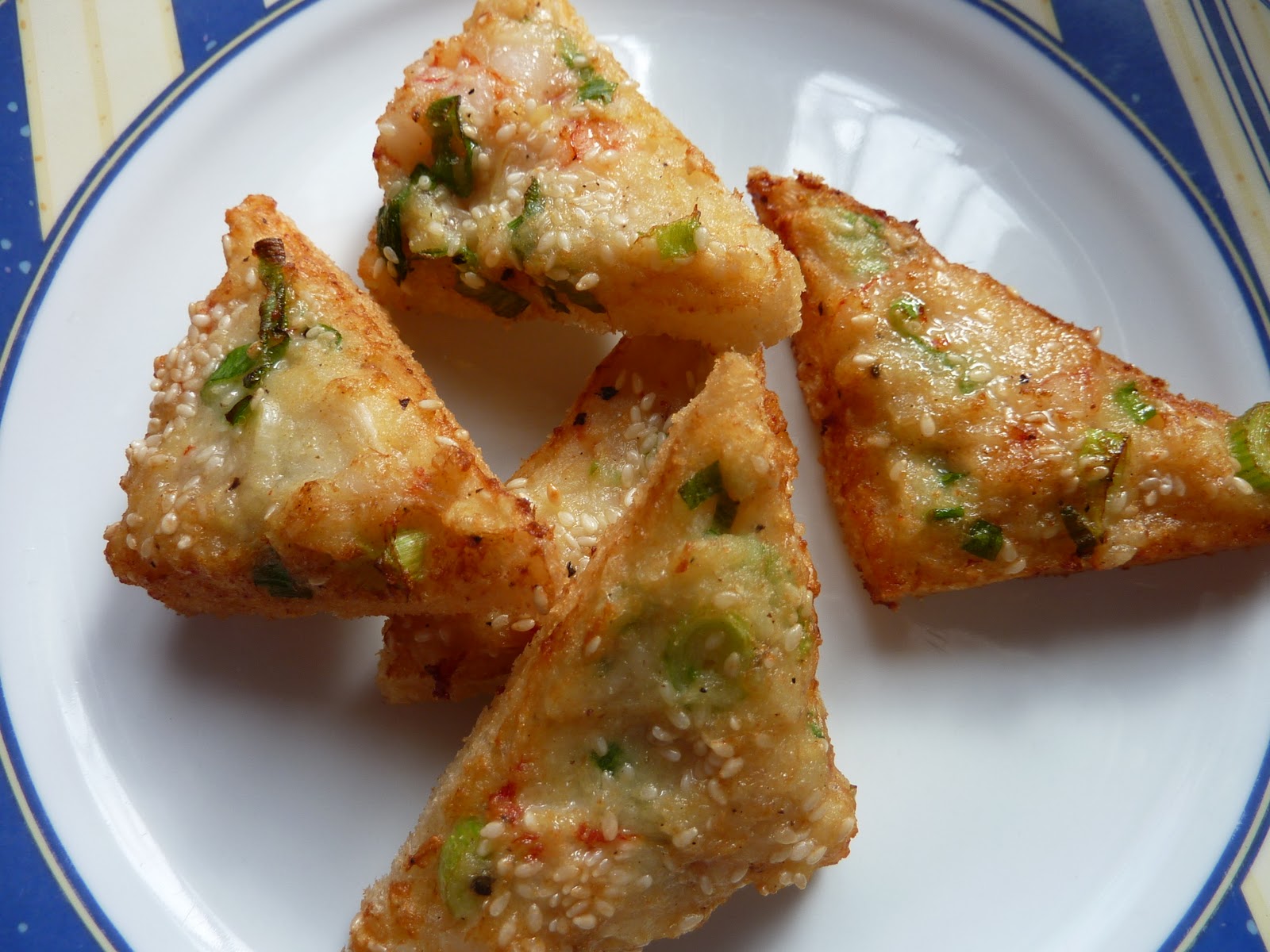 Tales of a Babbling Spoon: Shrimp Toast