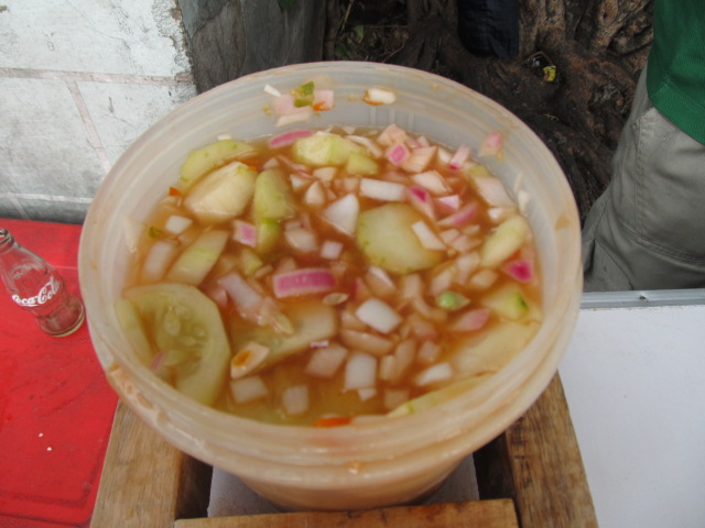 onthewingsofweng: Tempura, a Pinoy street food - Ruel Nugal, the vendor