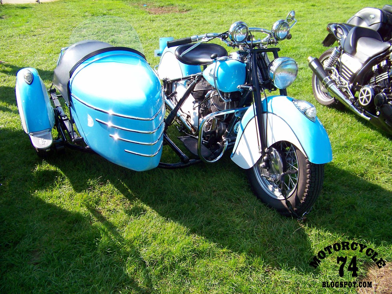MOTORCYCLE 74: Rockabilly day Belgium 2011 - motorcycle photo's