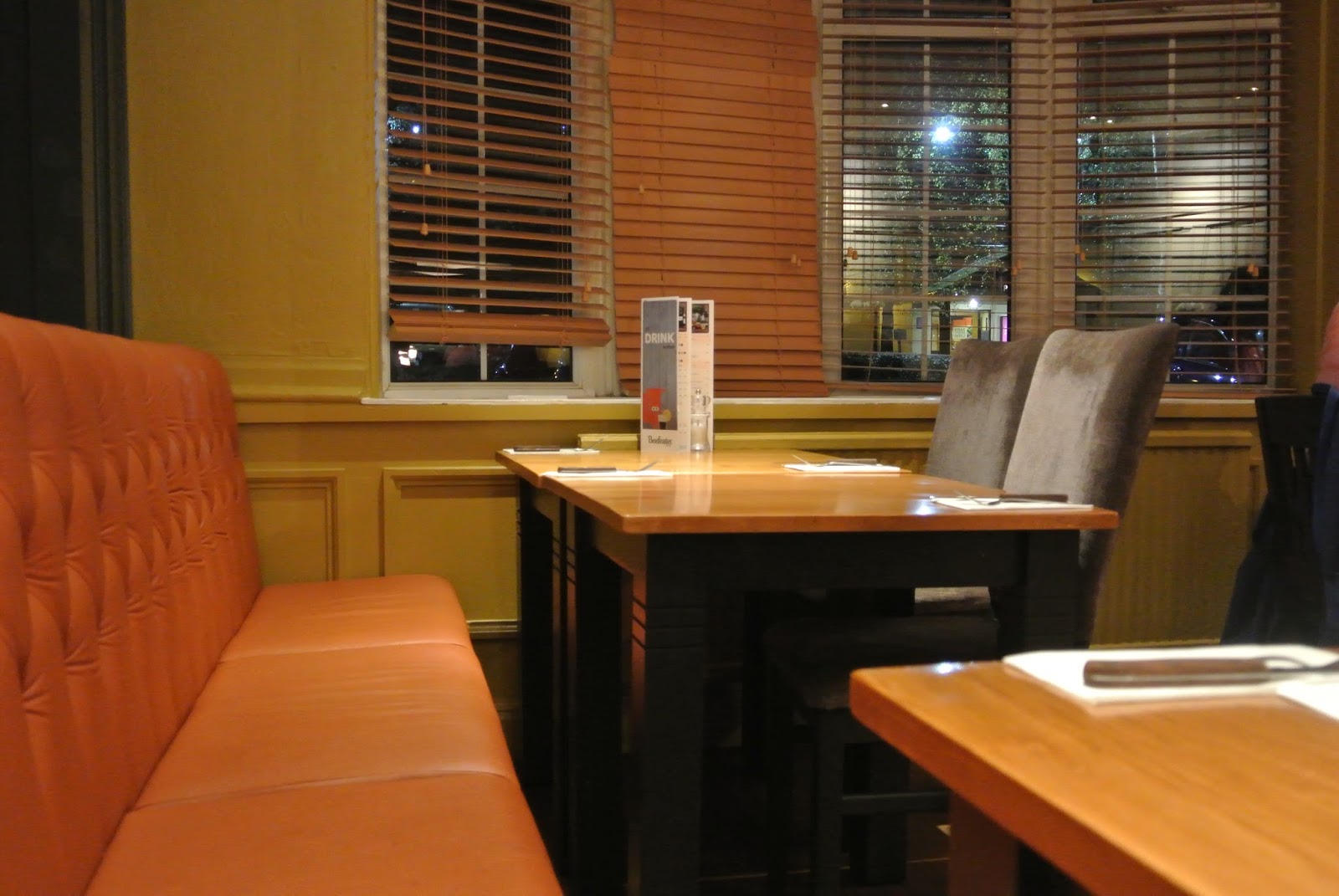 REVIEW: BEEFEATER THE PLOUGH SHIRLEY - PRETTY YOUNG THING