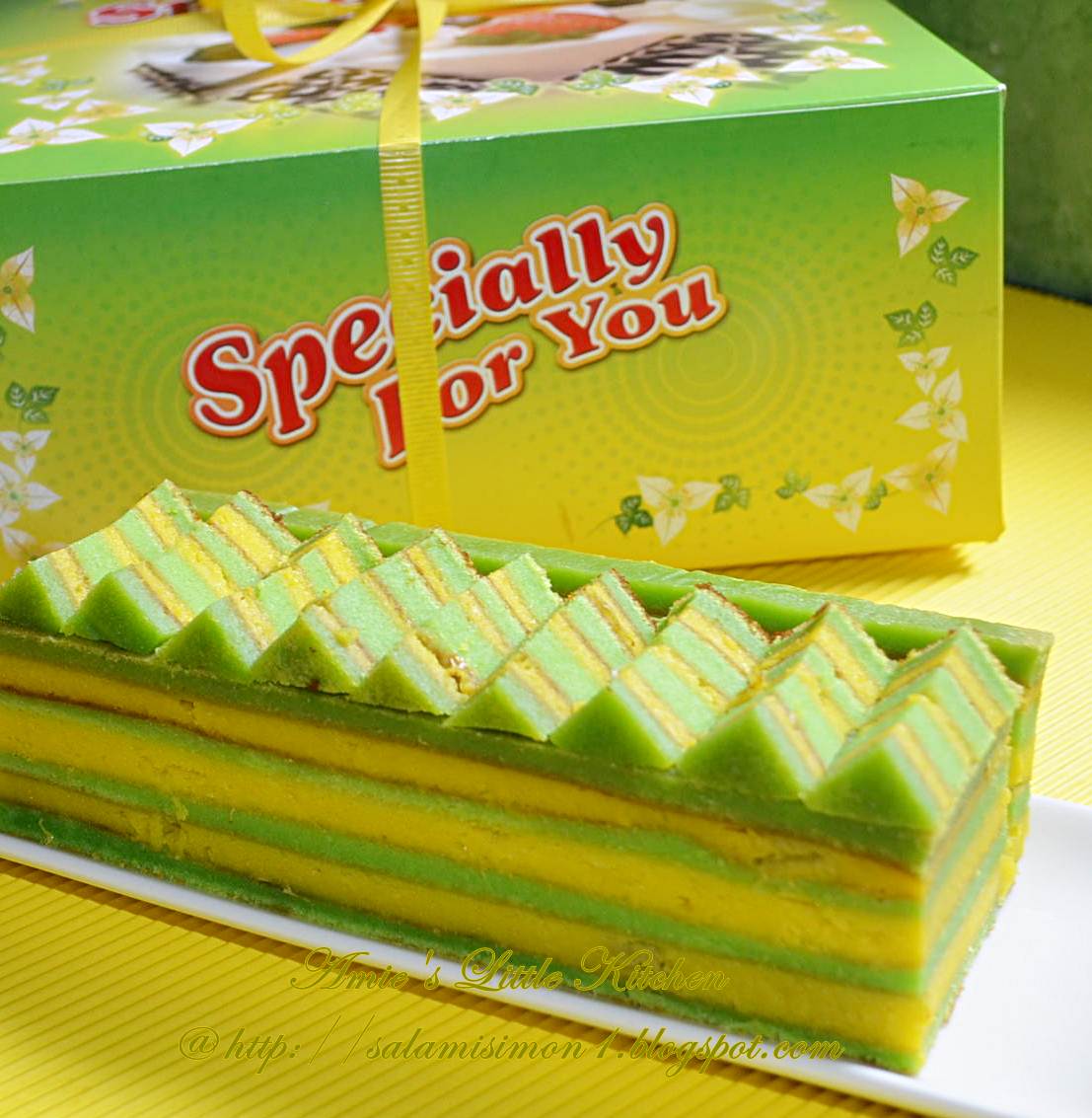 Kek Lapis Cheese Durian .... jangka hayatnya sangat pendek sebab ...