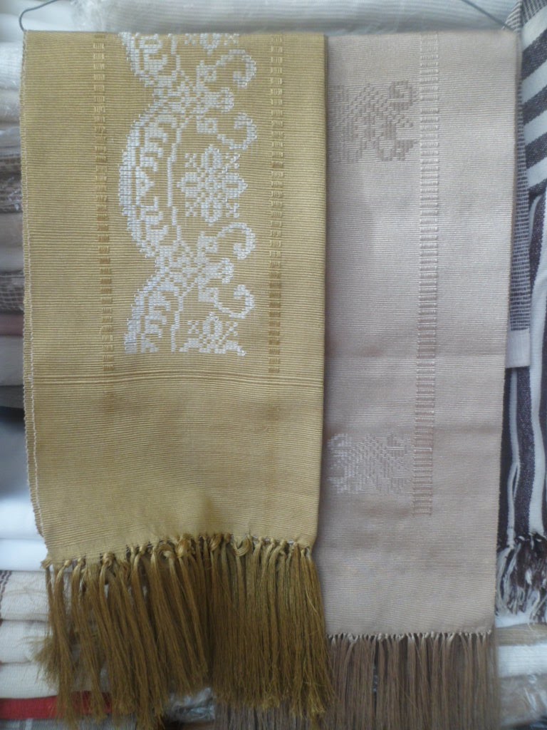 Costume et tenue traditionnel des Malgaches: le " lamba"