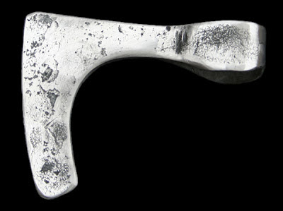 Armas y armaduras en España: Orígenes del segur