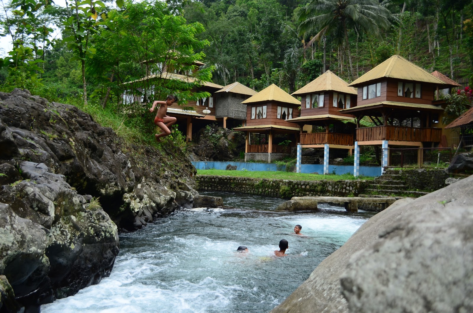 BanyumasTourist And Travel Destinations: Freshness enjoy Curug Bayan ...