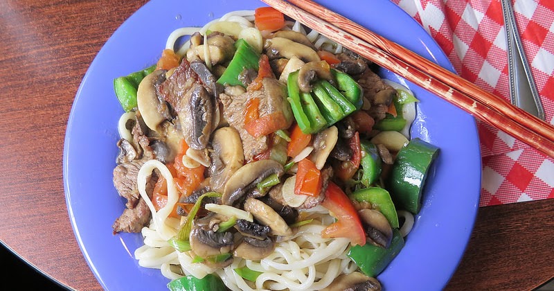 Full Noodle Frontity: Chugging Down The Hand-pulled Laghman at Uyghur ...