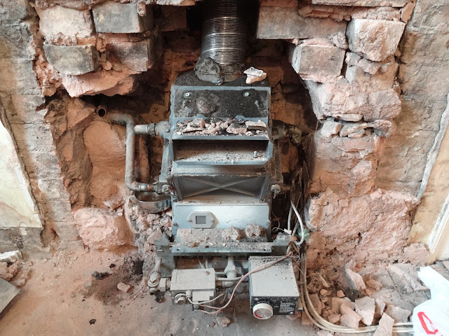 Removing an Old Back Boiler - Kezzabeth | DIY & Renovation Blog