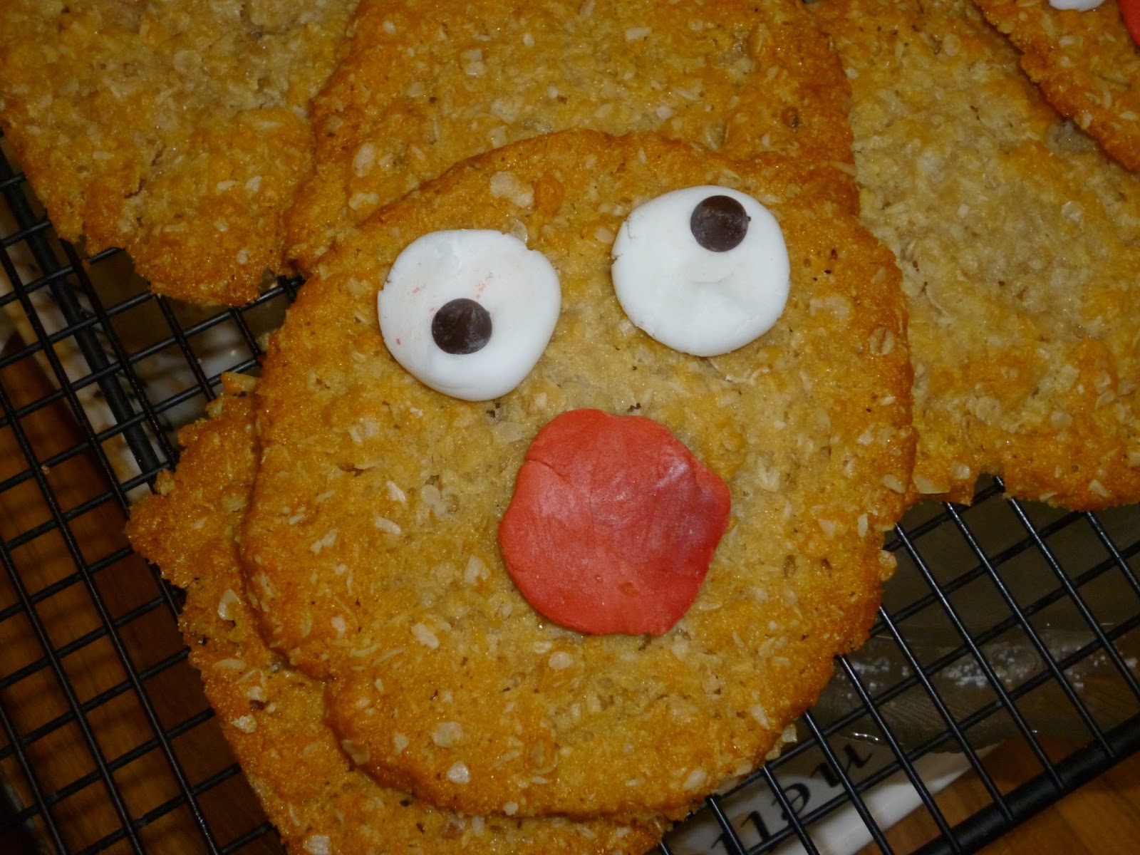 Madhouse Family Reviews: Our Red Nose Day Biscuits