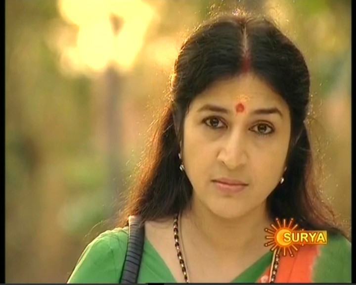 malayalam Serial Actress Neena Kurup Photos