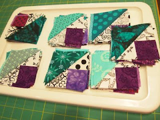 52 Quilts in 52 Weeks: Tuesday Tutorial: Magic Triangles