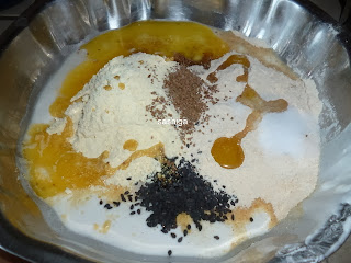 Sashiga Kitchen: வரகரிசி முறுக்கு / Varagarisi Murukku | Kodo Millet ...