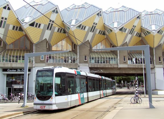 Random streets: October 2013