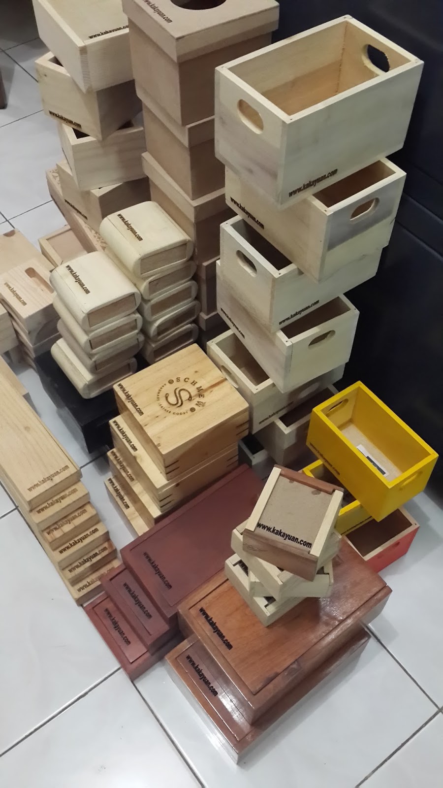 Box Kayu Unix | Kakayuan Interior
