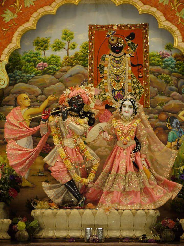 Saradagopalam: Radhe Krishna, Iskcon
