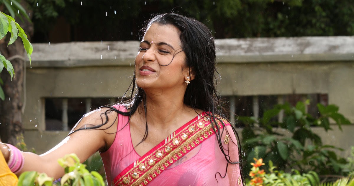 Trisha photos from Kalavathi movie